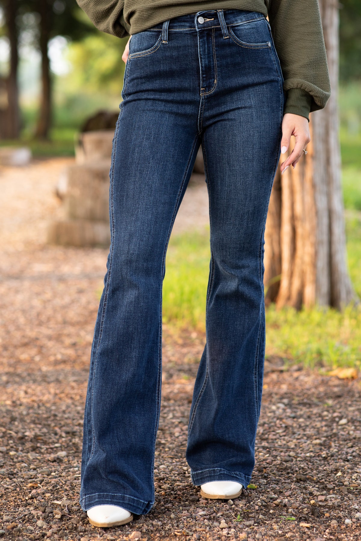 Judy Blue Angled Side Seam Detail Flair Jean · Filly Flair
