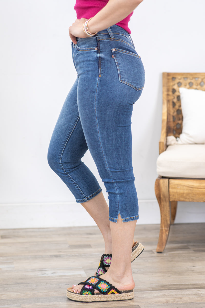 Judy Blue Sitting Pretty Capris · Filly Flair