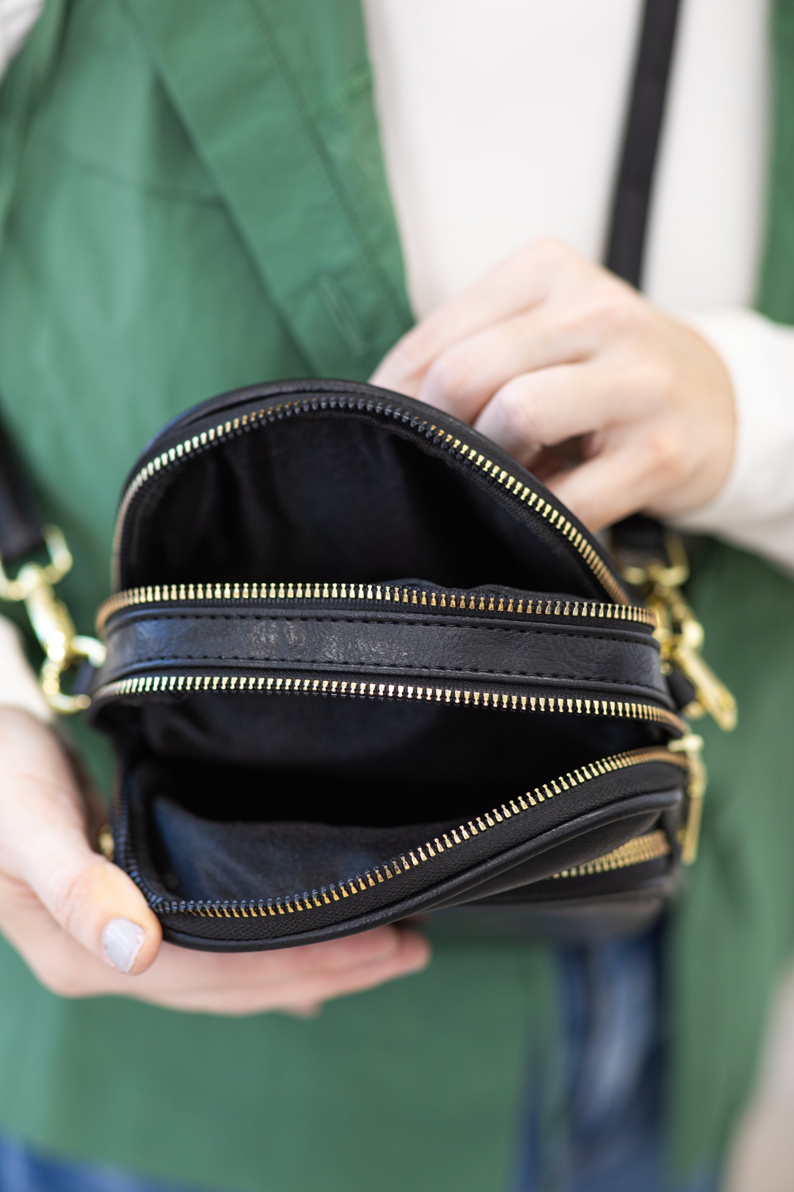 Black Retro Style Triple Entry Crossbody · Filly Flair